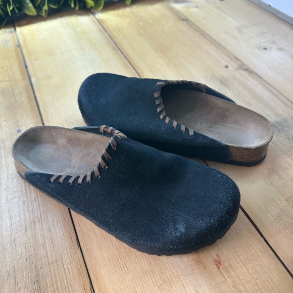 Birkenstock | Shoes | Birkenstock Tatami Brown Slide Mule Suede Clogs ...
